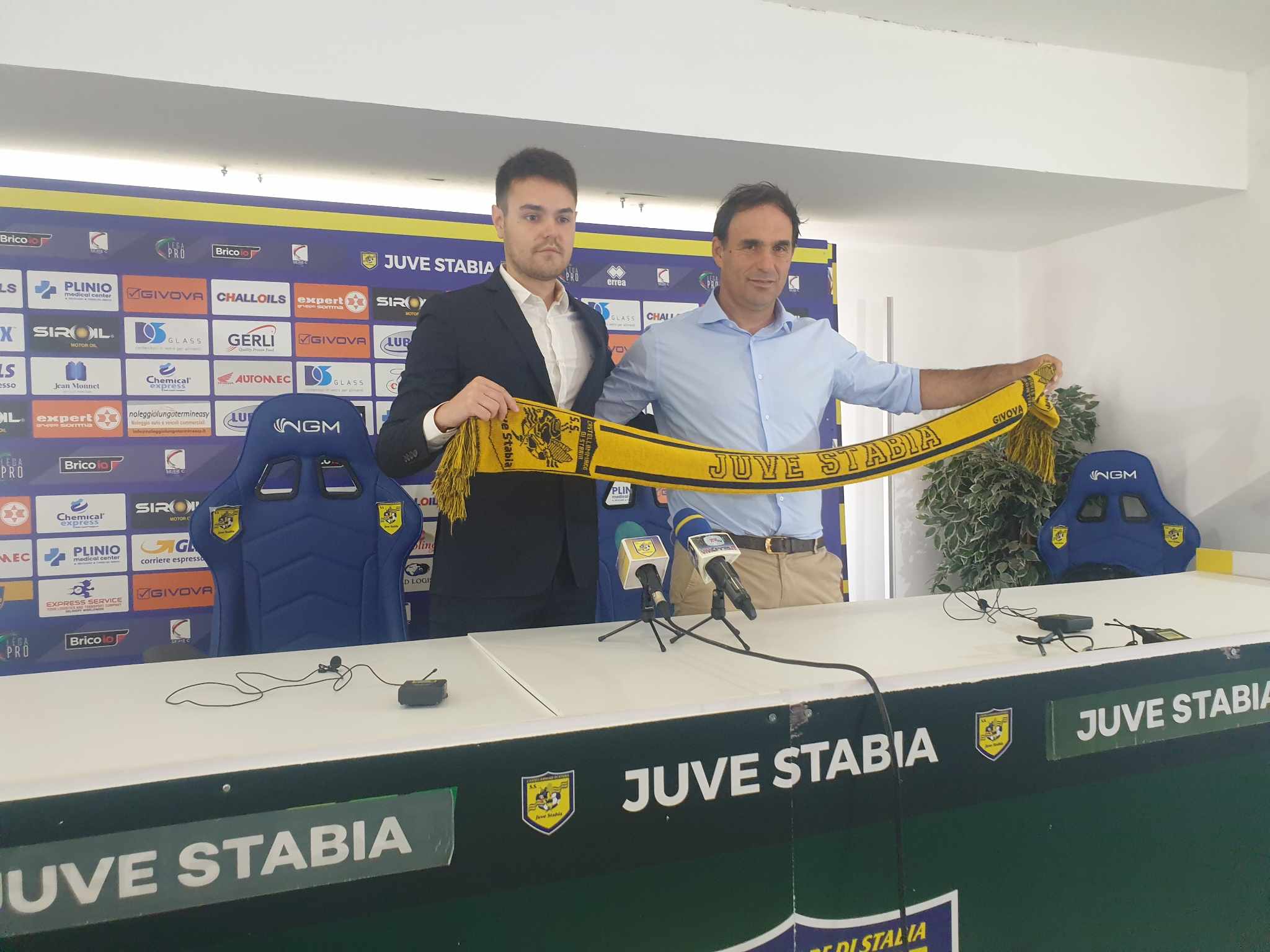 Juve Stabia. Presentato il nuovo allenatore Pagliuca, nel suo staff un ...