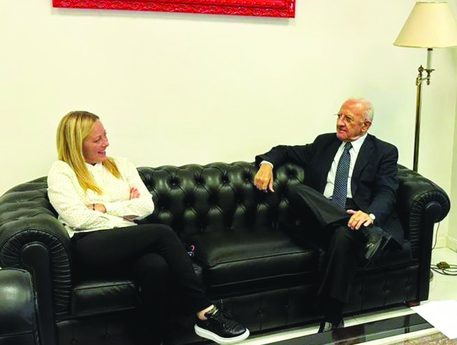 Meloni stoppa De Luca: "Impugniamo la legge sul terzo mandato ...