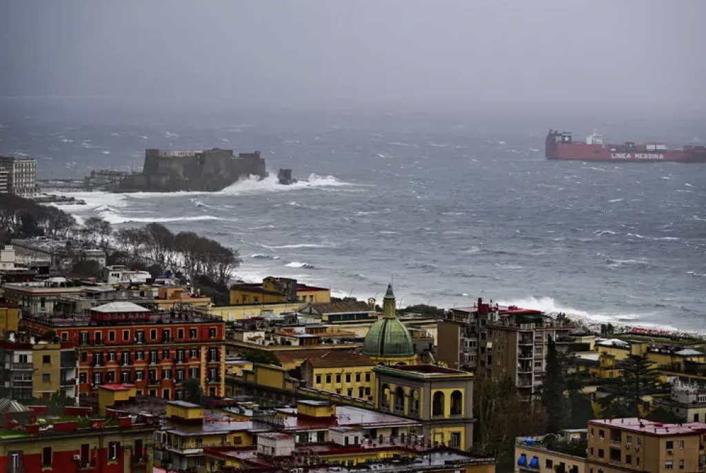 Maltempo, allerta meteo prorogata di altre 24 ore in Campania - Metropolisweb