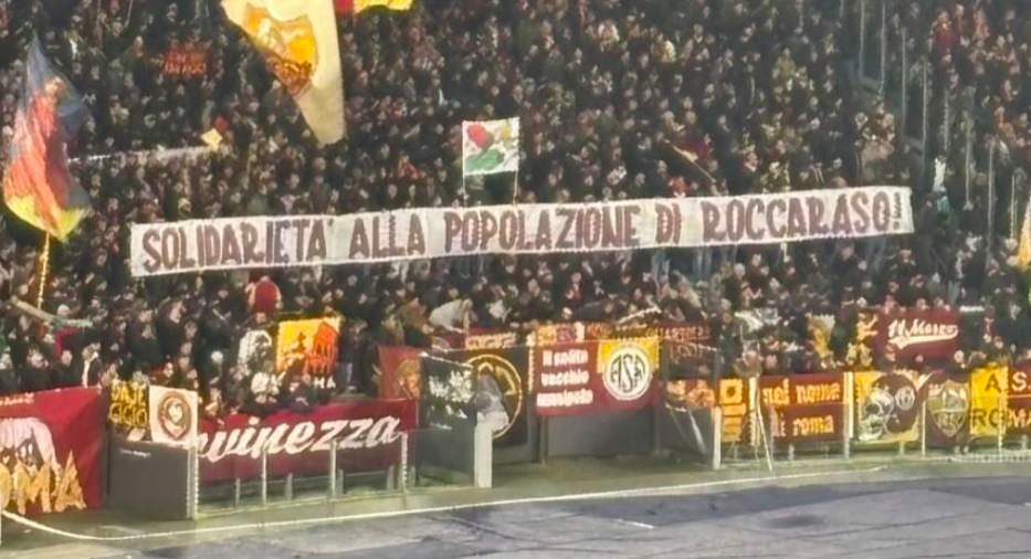Roma-Napoli, all'Olimpico striscioni di «solidarietà» a Roccaraso ...