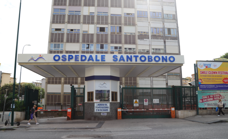 Sbatte con la mini moto e precipita dal parcheggio, grave 11enne a ...