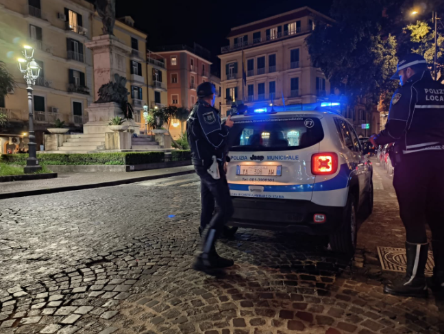 Castellammare, raffica di furti di auto e scooter a due passi dalla ...