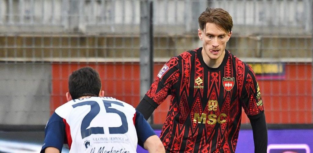 Il Santa Maria La Carità regge un tempo, l'Ercolanese vince 3-0 ...