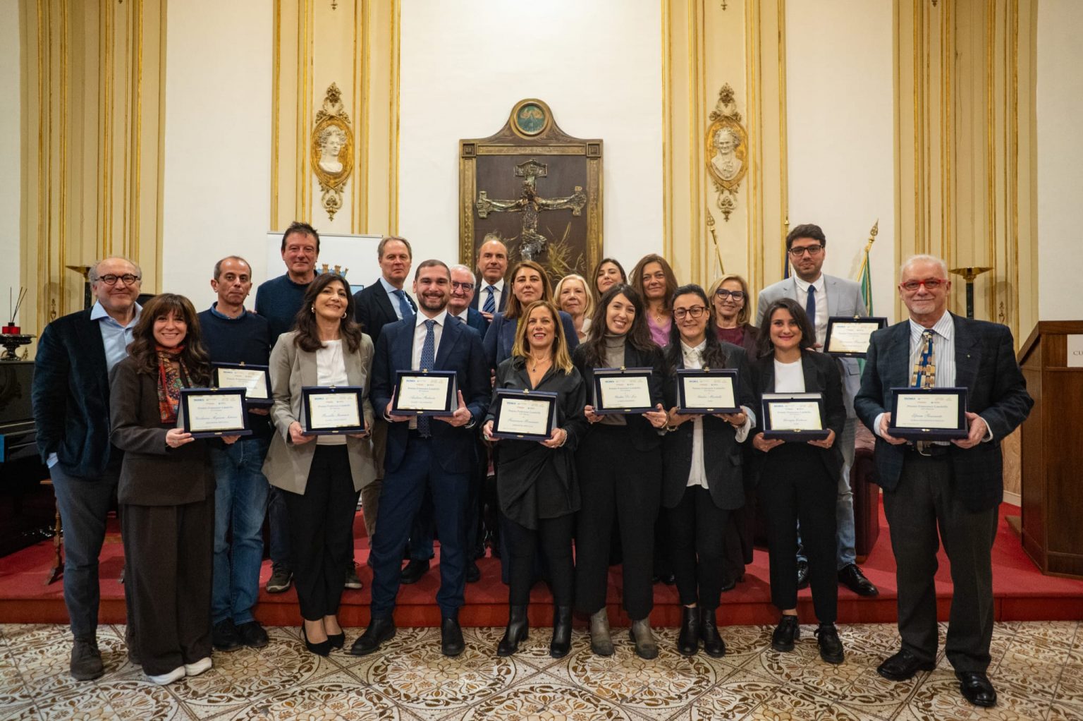 Torre del Greco, altra tegola sul Comune: sequestrati pc e telefoni, indagato dirigente ...