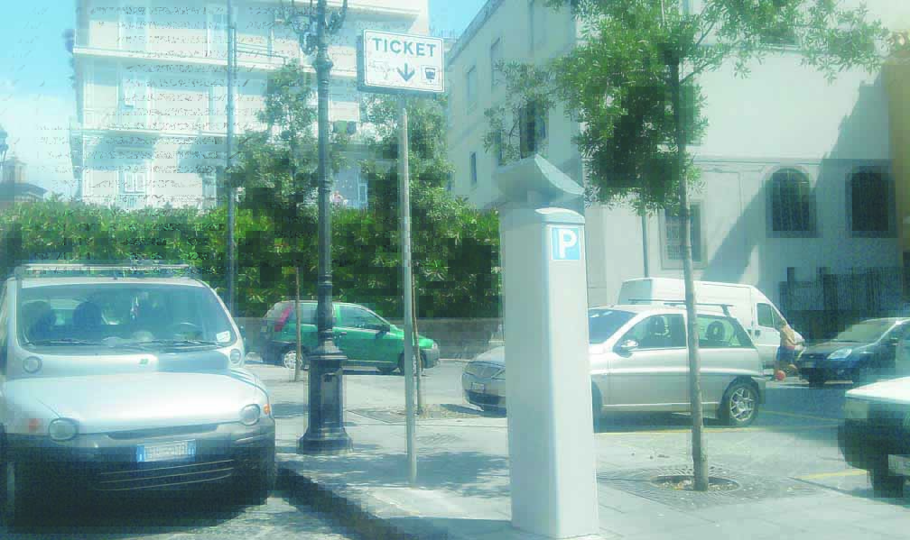 Torre del Greco, il Comune e il «vizietto» delle proroghe: ora tocca alle strisce blu ...