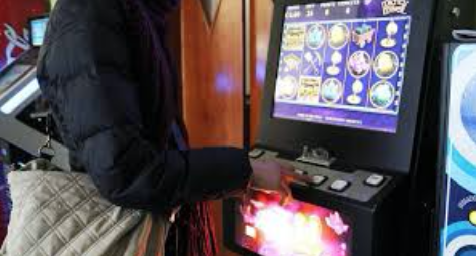 Salerno/Agro. Scommesse illegali, i clan imponevano i totem in bar e ...