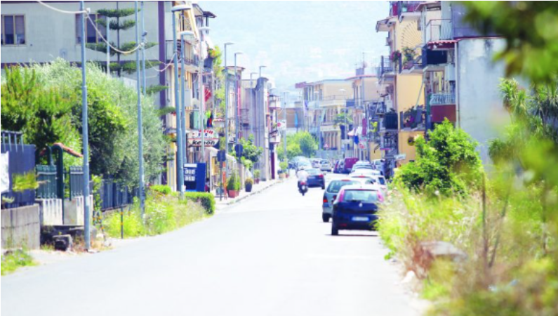 Castellammare, chiede soldi al boss dei Cesarano, vende l'attività al ...