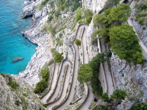 Capri riaccende la magia di Via Krupp: riapre la strada panoramica ...